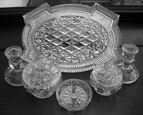 2020-2024 - Glass Trinket Sets